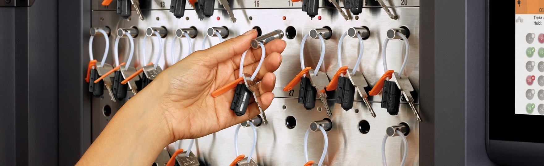 TrakaWEB | 優待サービス | DX支援事業